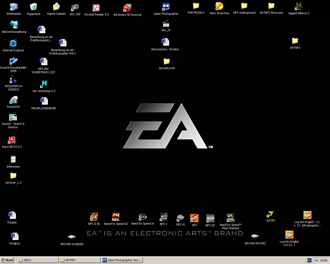 Screenshot: images/news/ea_wallpaper_example.jpg